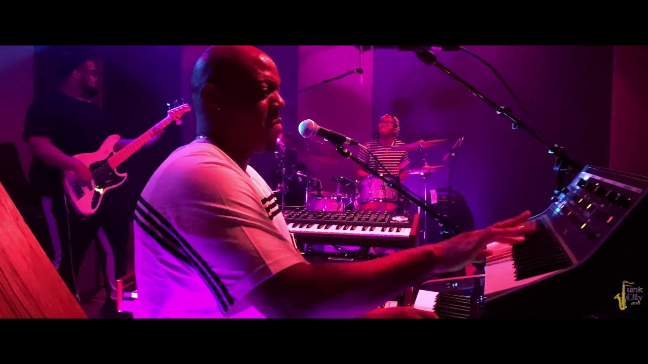 Shaun Martin Three-O, LIVE SET, Aisle 5, 2-24-20 - YouTube