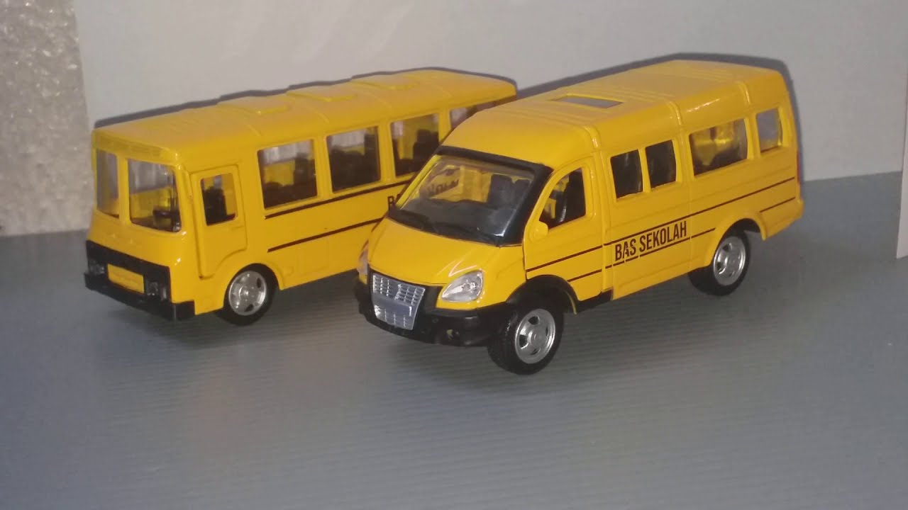 Diecast 1/43 scale RMZ City Russian GAZ 32213 & PAZ 3205 minibus in ...