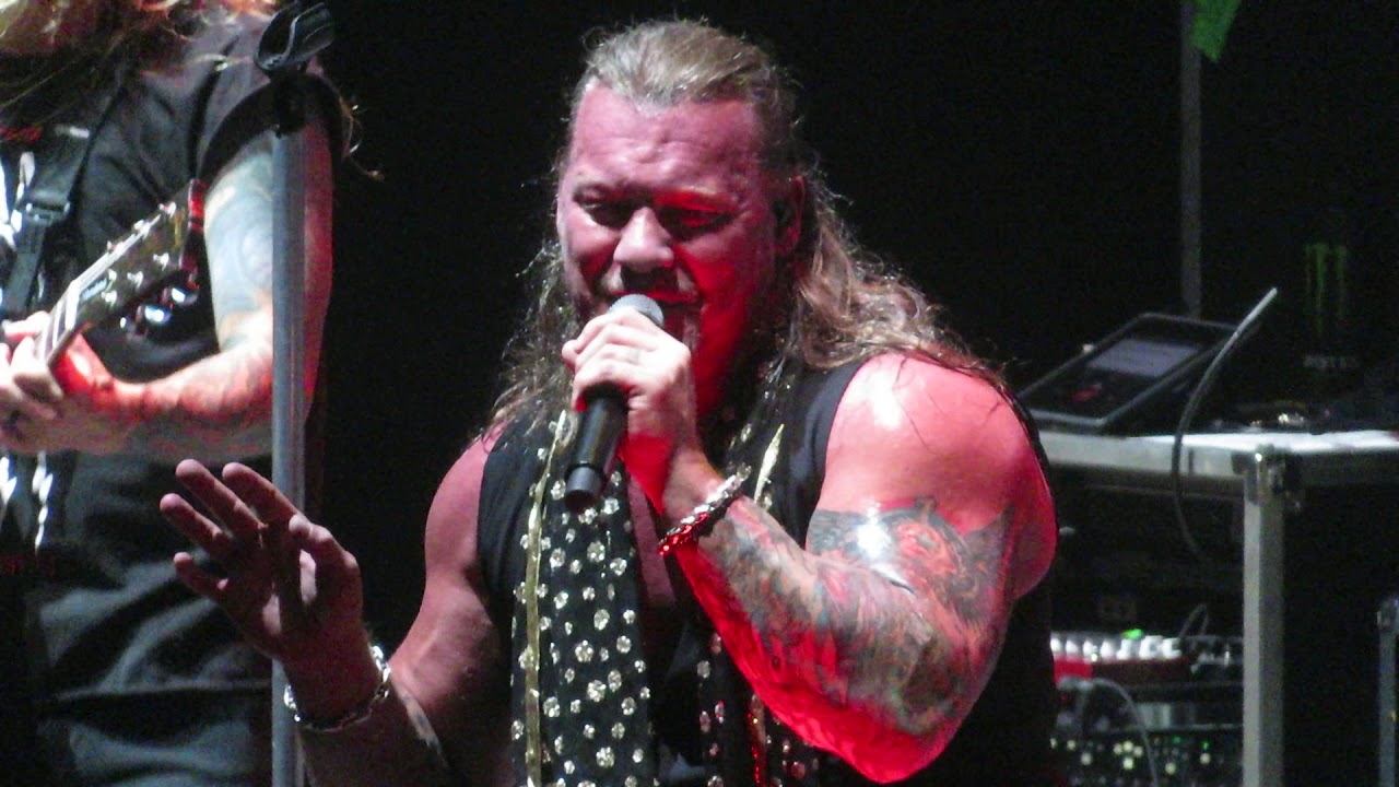 Fozzy Painless Chris Jericho WWE wrestler Feed the Machine Tour ...