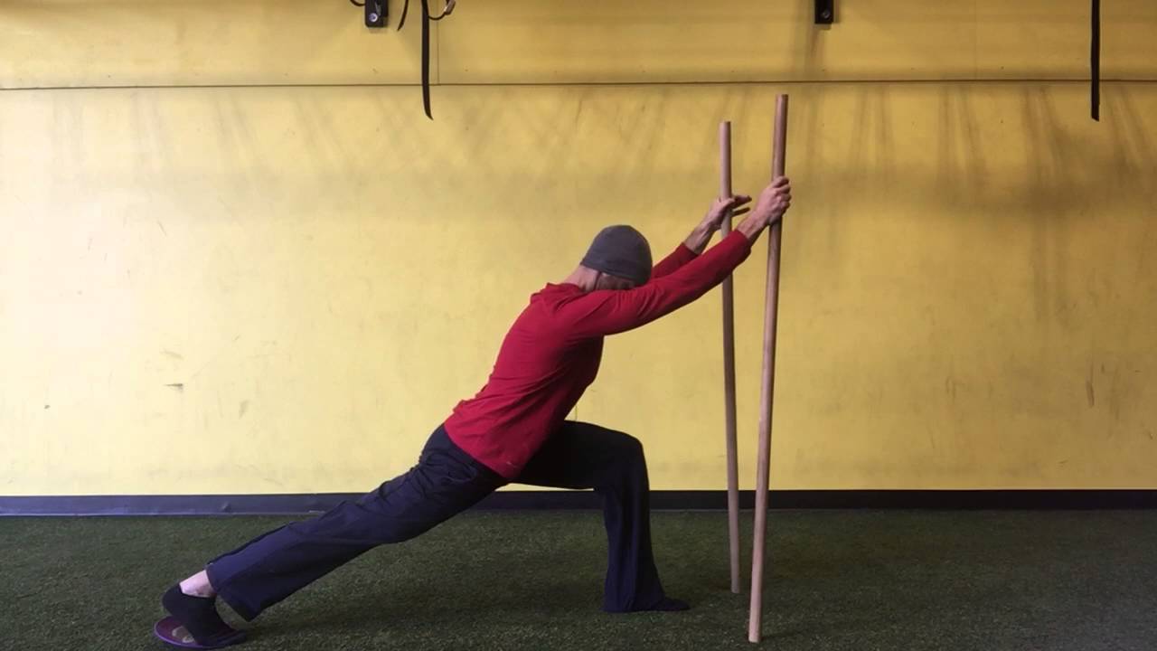 Standing Hip Extension Eccentric Grooving - YouTube