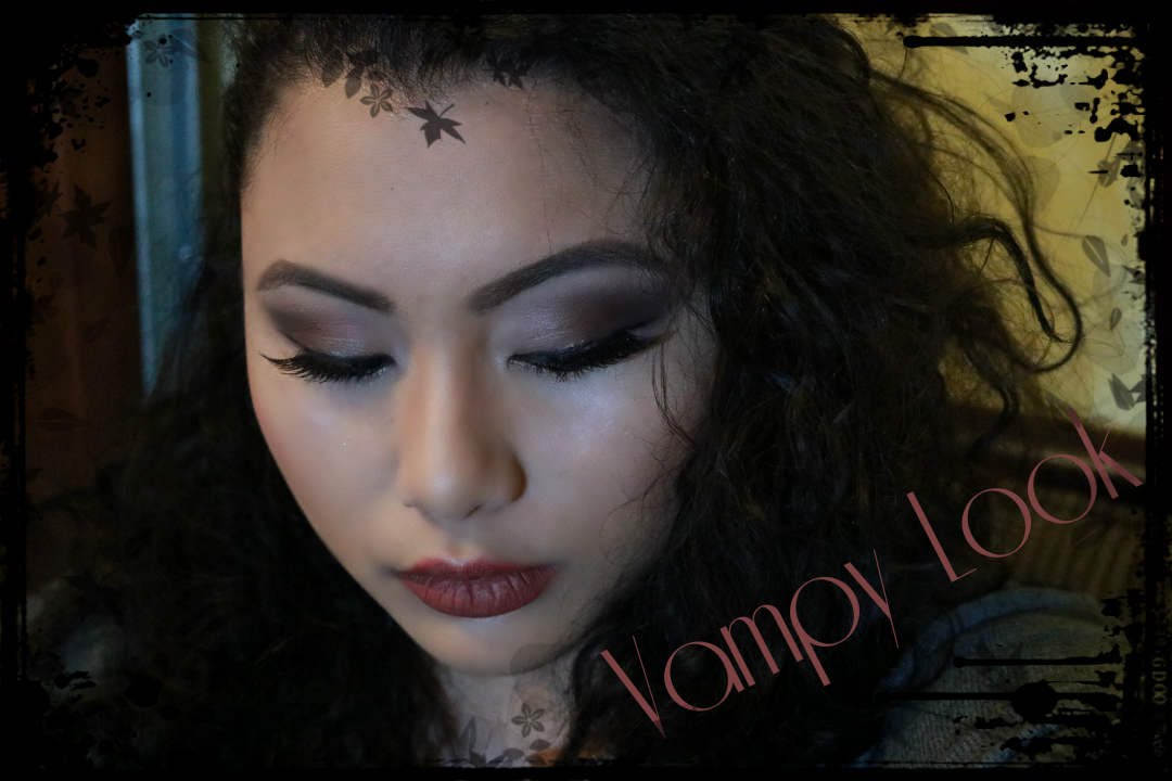 Vampy Look Tutorial - YouTube