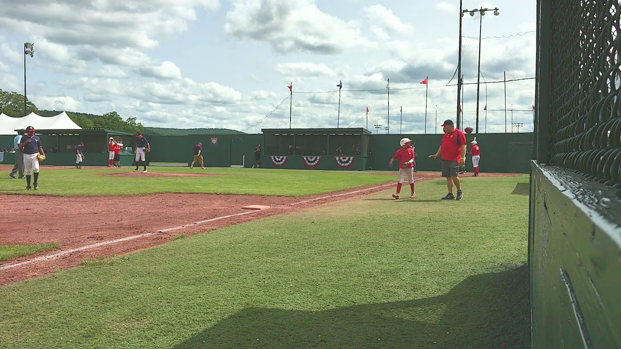 2018-08-20 PW Reds 3rd Inning Batting vs Roland Park Rangers - YouTube