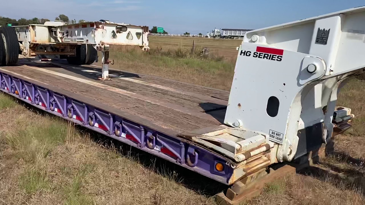 Trail King Trailer & Stinger - YouTube