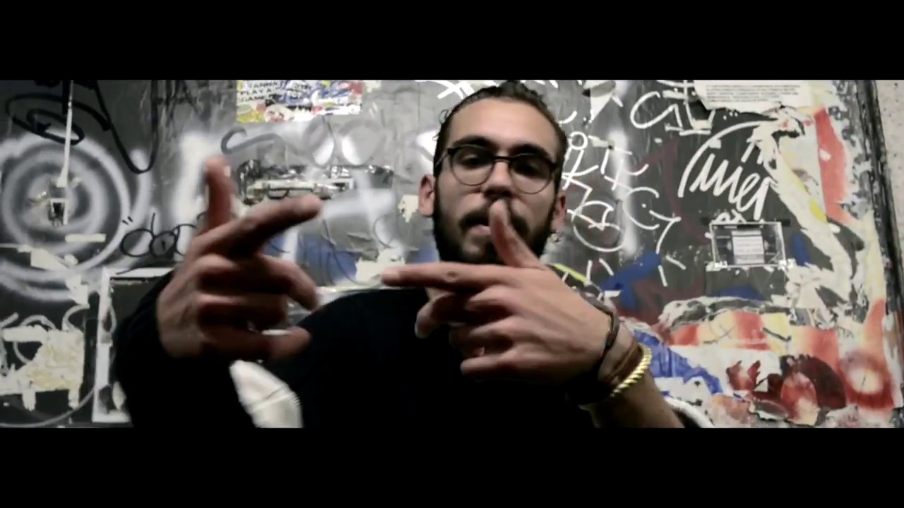 PIZZO - RAPpresento (Street Video) - YouTube