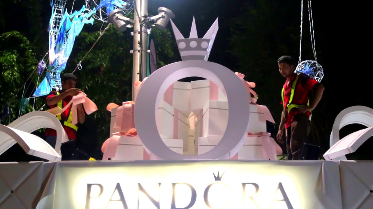 Pandora: Pop-up Store at Ngee Ann City Civic Plaza (Timelapse Video ...