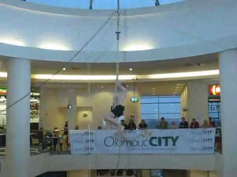 Rope climbing on 8 m long rope - world record - YouTube