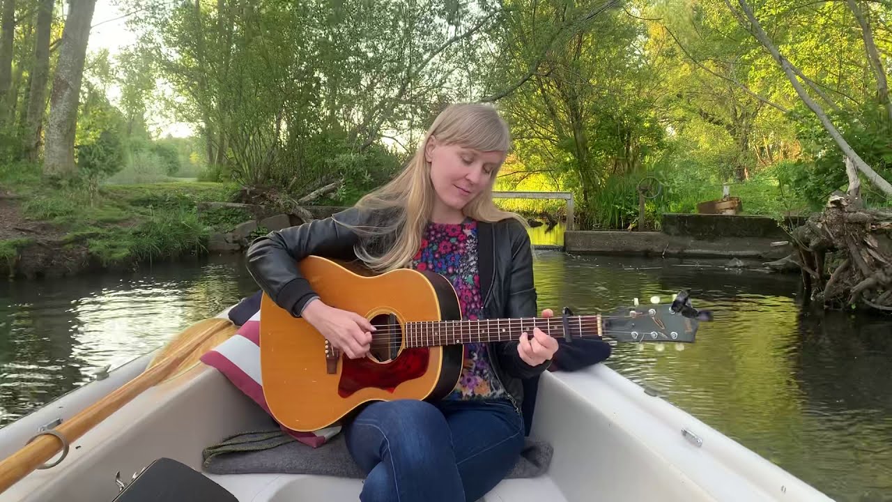Anna Elizabeth Laube sings John Prine' s "Blue Umbrella" with ...