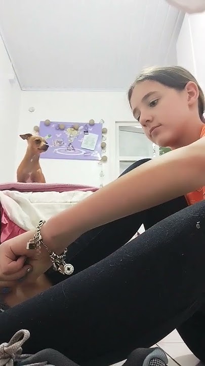 Arrume-se comigo e escutando alô polícia - YouTube