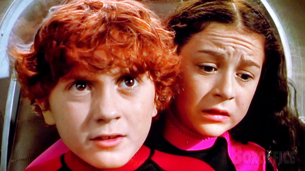 "How hard can flying a plane be?" | Spy Kids | CLIP - YouTube