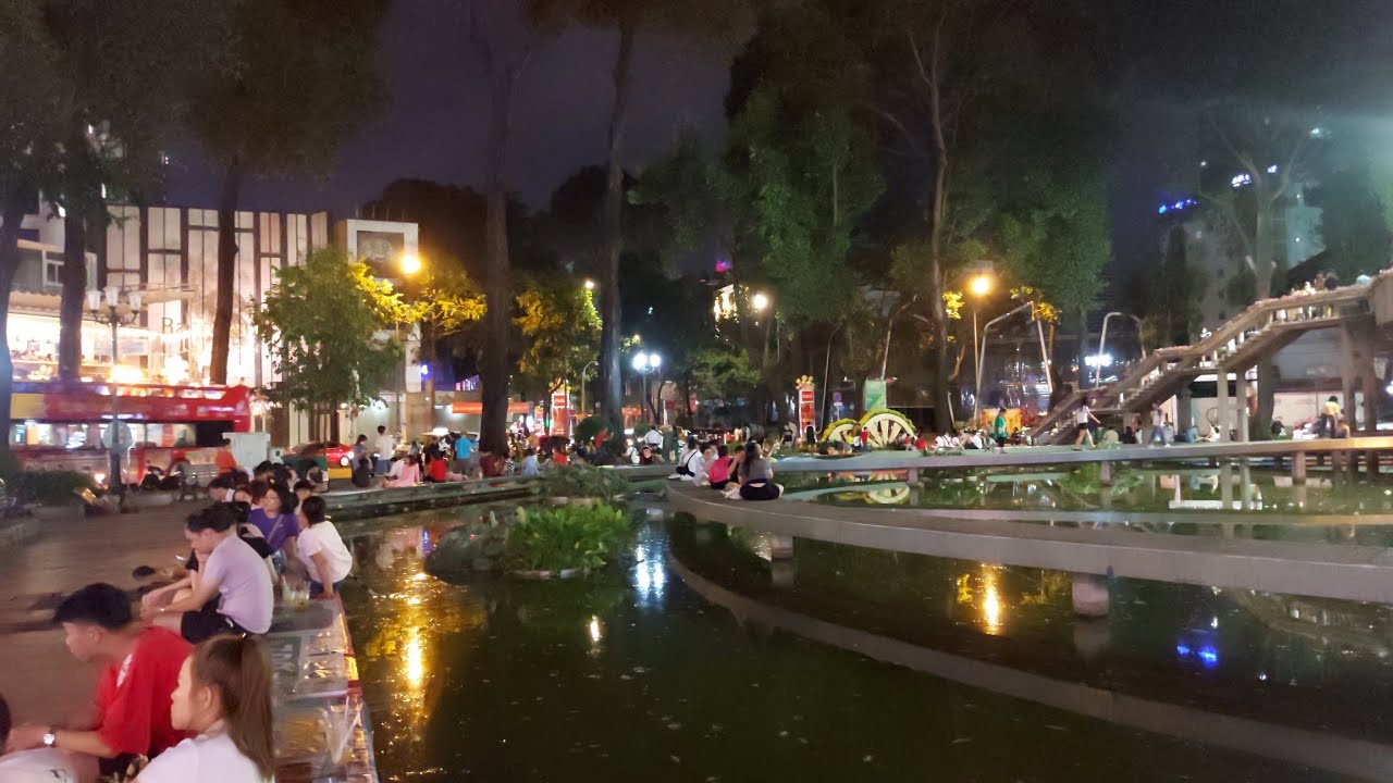 Turtle Lake, Saigon, Vietnam - YouTube