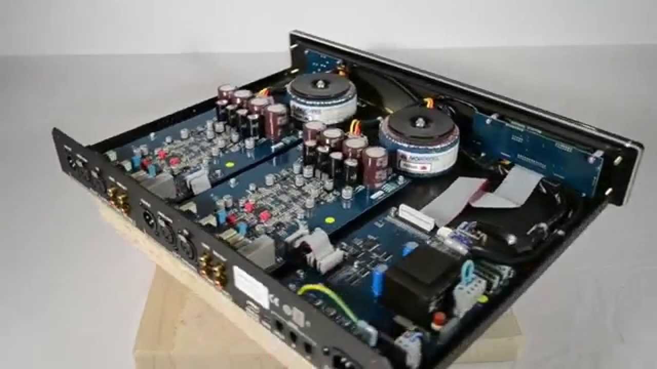 Electrocompaniet EC 4.8 - YouTube