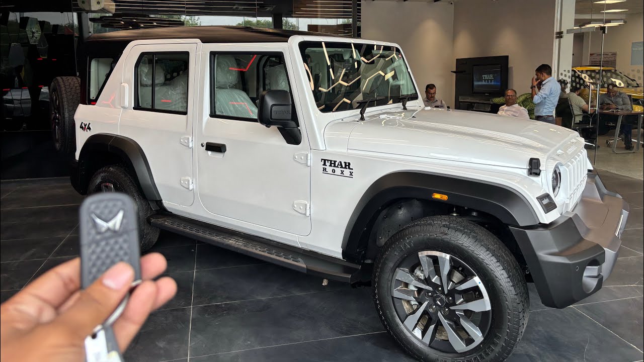 Thar Roxx Top Model is Here 🚘👌AX7L - YouTube