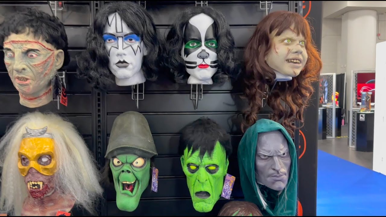 NY Toy Fair 2023 Trick or Treat Studios Booth - YouTube