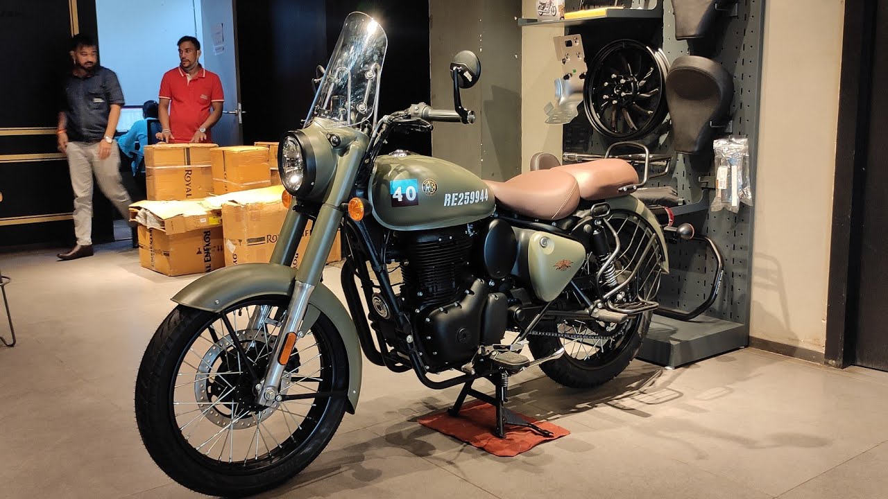 ACCESSORIES IN BS6 ROYAL ENFIELD SIGNALS 350 | MARSH GREY | DETAIL ...