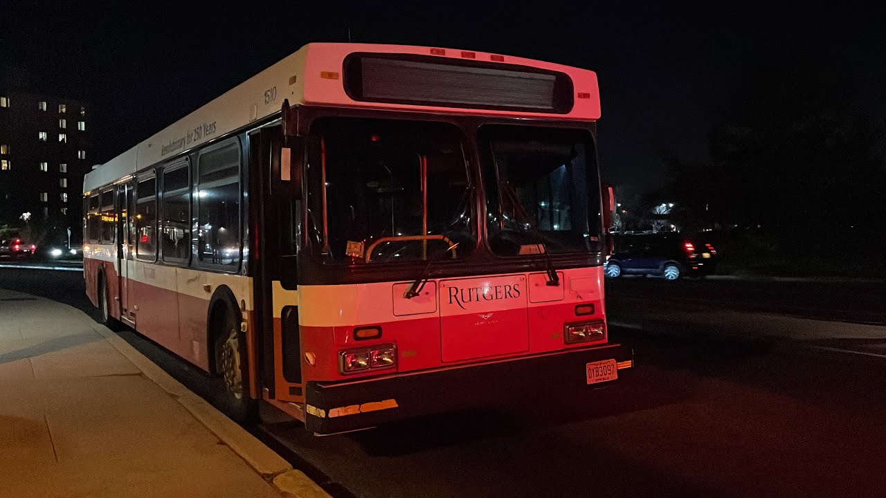 New Flyer Bus 1510 Broken Down at BSC… - YouTube