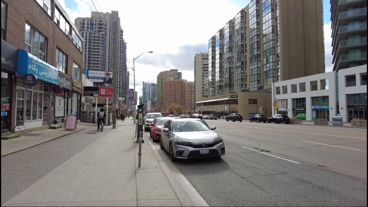 Toronto Walk: Walking Yonge St from Finch Stn to Sheppard & Yonge in ...