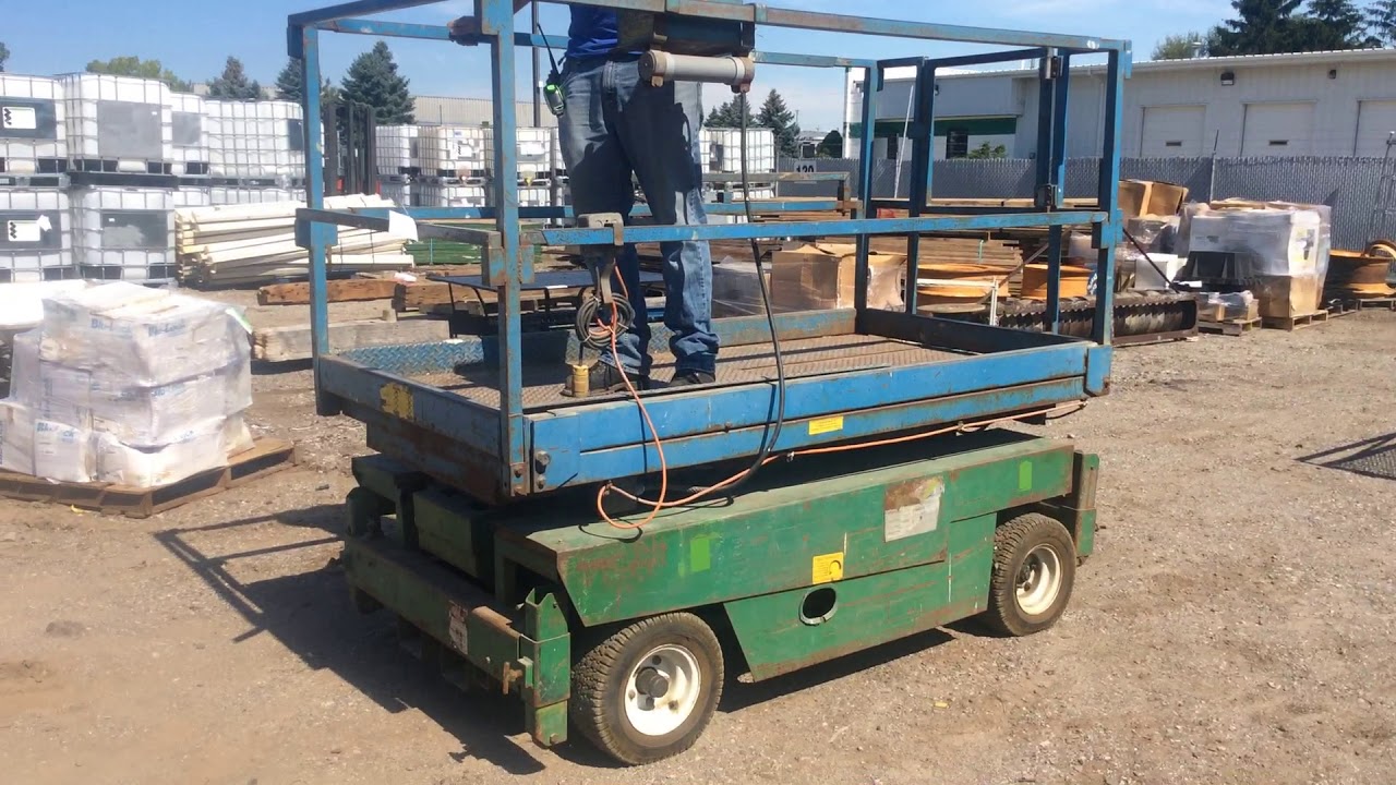 1984 Smith Mite-E-Lift | For Sale | Online Auction | Repocast.com - YouTube