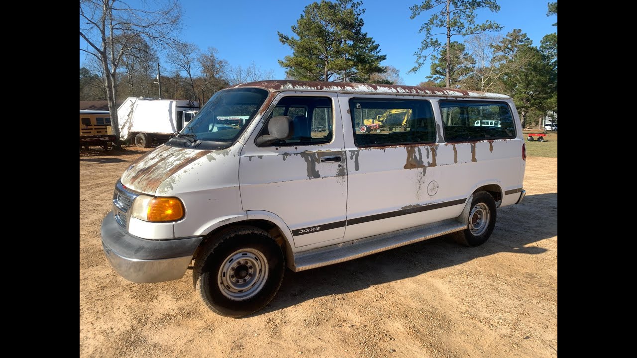 2001 Dodge Ram 3 Door 11 Passenger Van (152,132 Miles) - YouTube