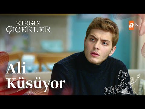 Ali neden tirplere girip küsüyor? - Kırgın Çiçekler 108. Bölüm