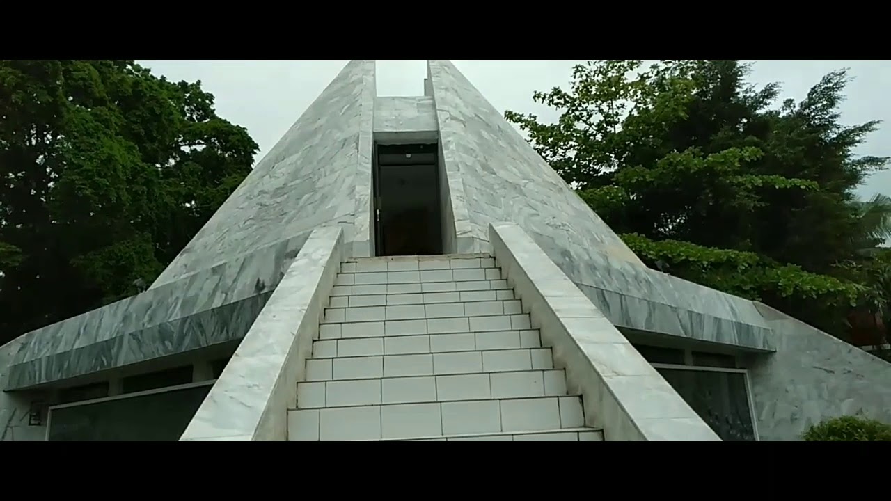MONUMEN PERJUANGAN RAWAGEDE - YouTube