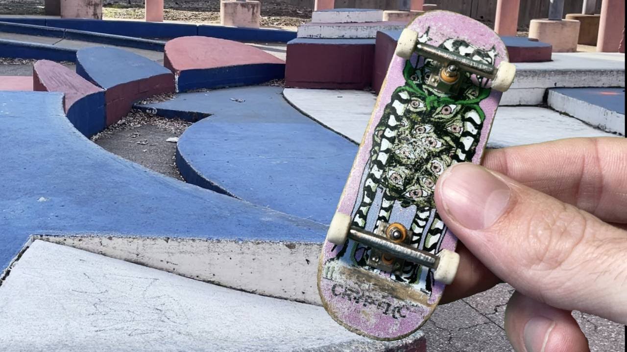 Street Fingerboarding Vlog: Insane Spots! - YouTube