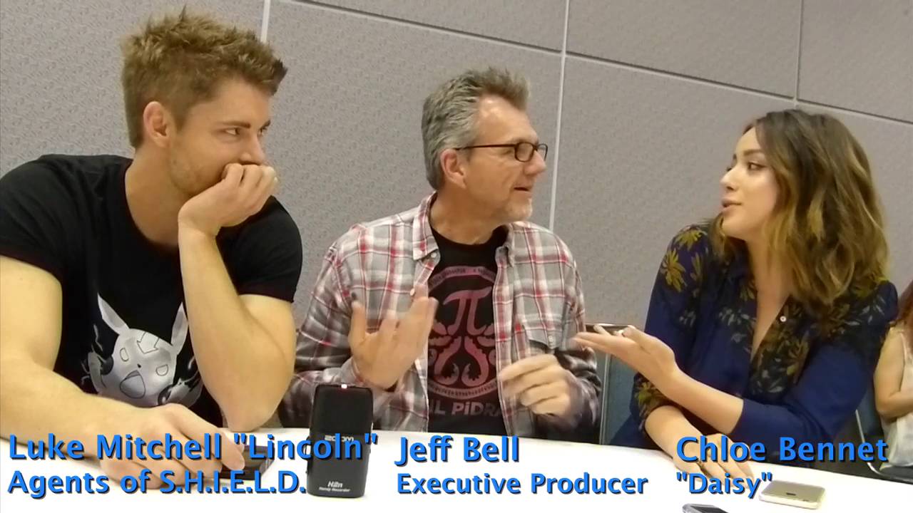 WonderCon 2016: Agents of SHIELD: Luke Mitchell & Chloe Bennet & Jeff ...