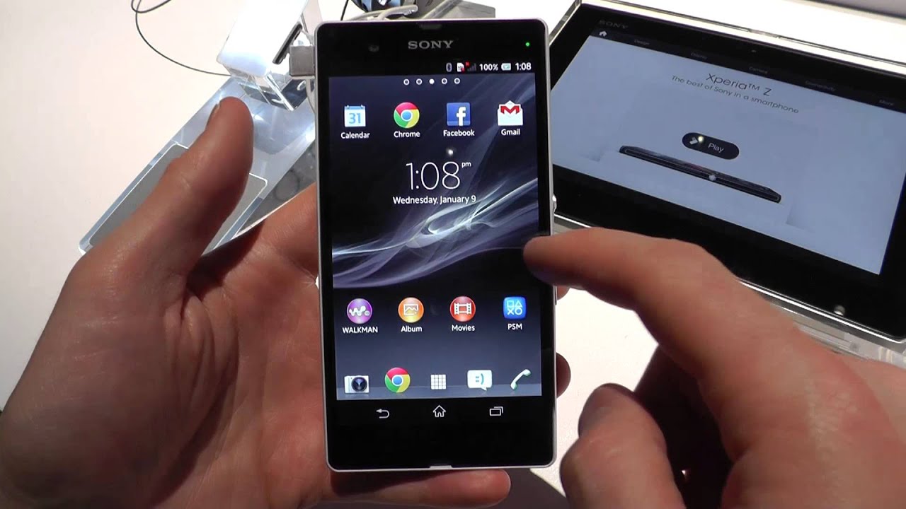 Sony Xperia Z, hands-on at CES 2013 - by Mobile-Source.com - YouTube
