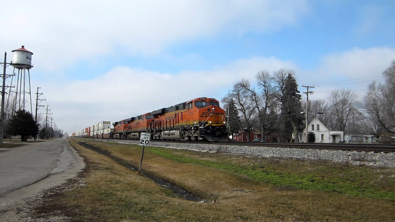BNSF 6785 East Mazon, IL 2/5/12 - YouTube