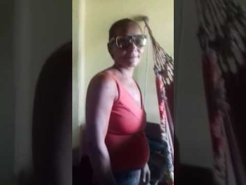 Olha minha tia dançando kkkk