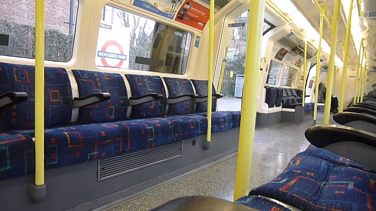 London Underground Northern Line (51712): High Barnet - Finchley ...