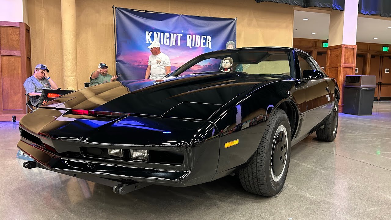 Knight Rider // Pontiacs In Pigeon Forge 2023 - YouTube