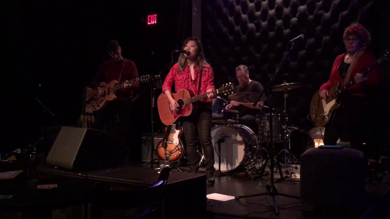 BettySoo - Blackout - YouTube