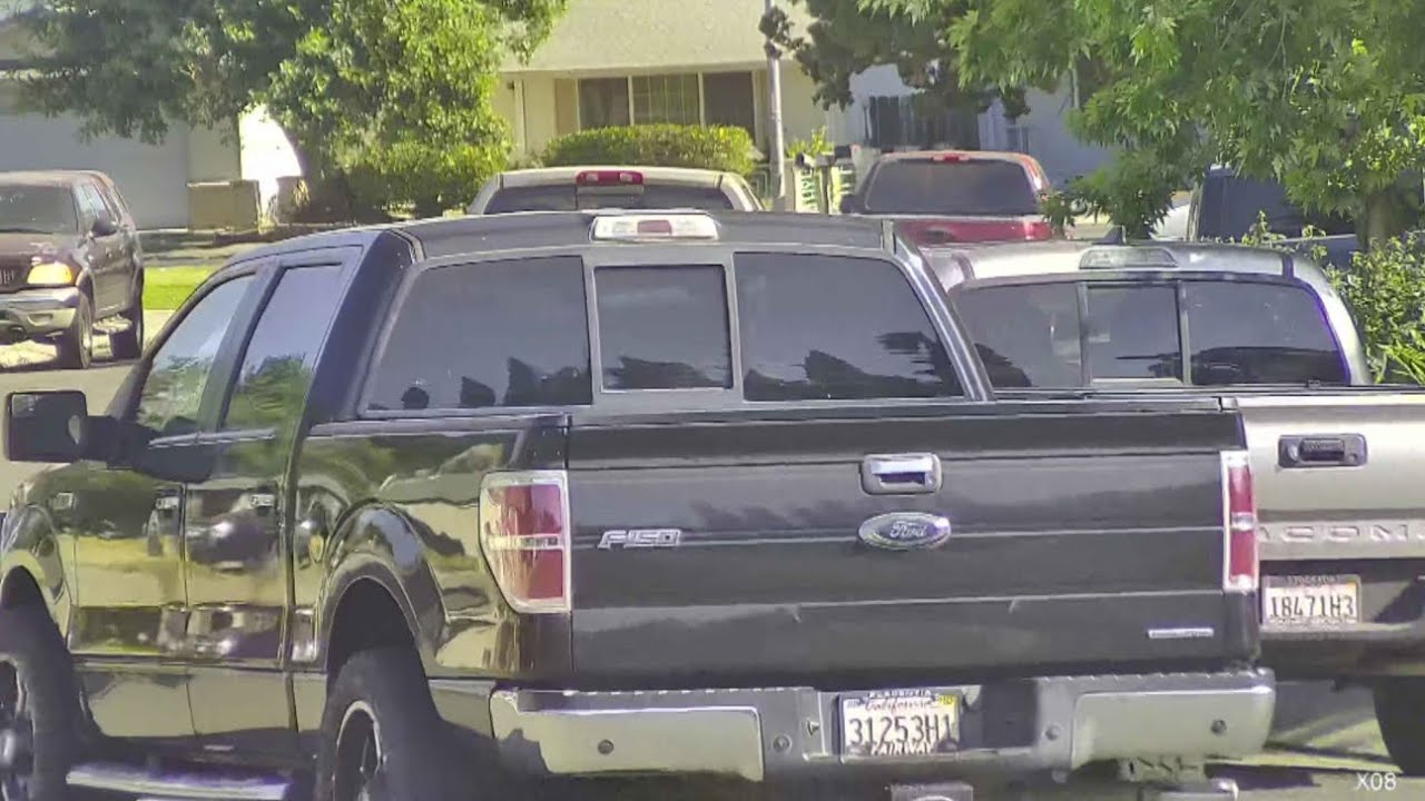 Watch out for this suspicious vehicle. - YouTube
