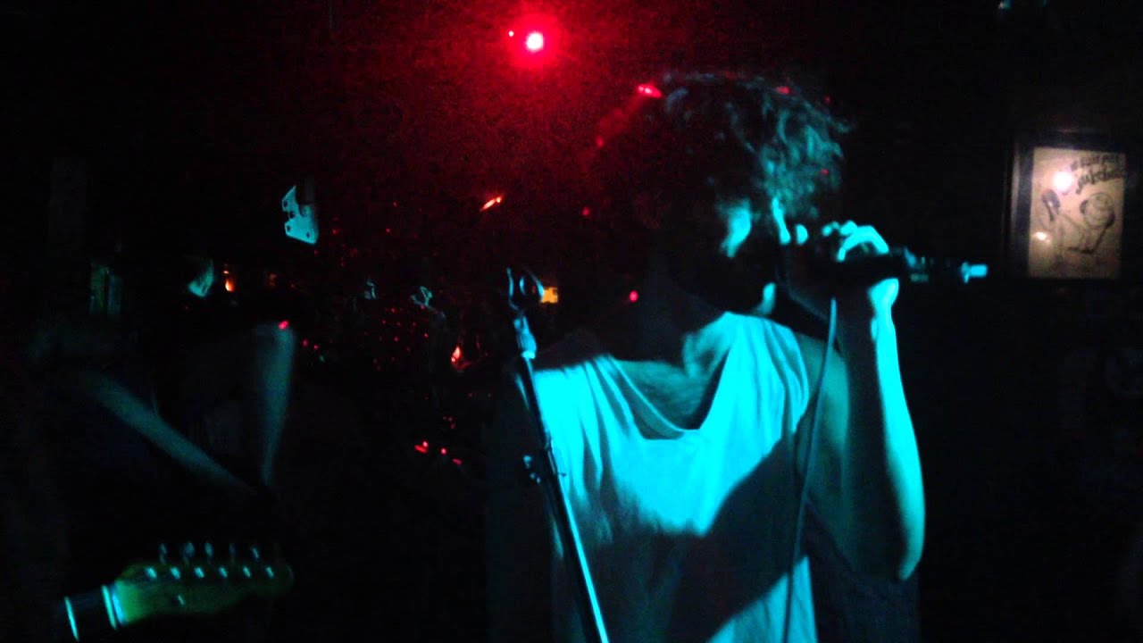 CENTERFOLD live (Paris) - Mothxr - YouTube