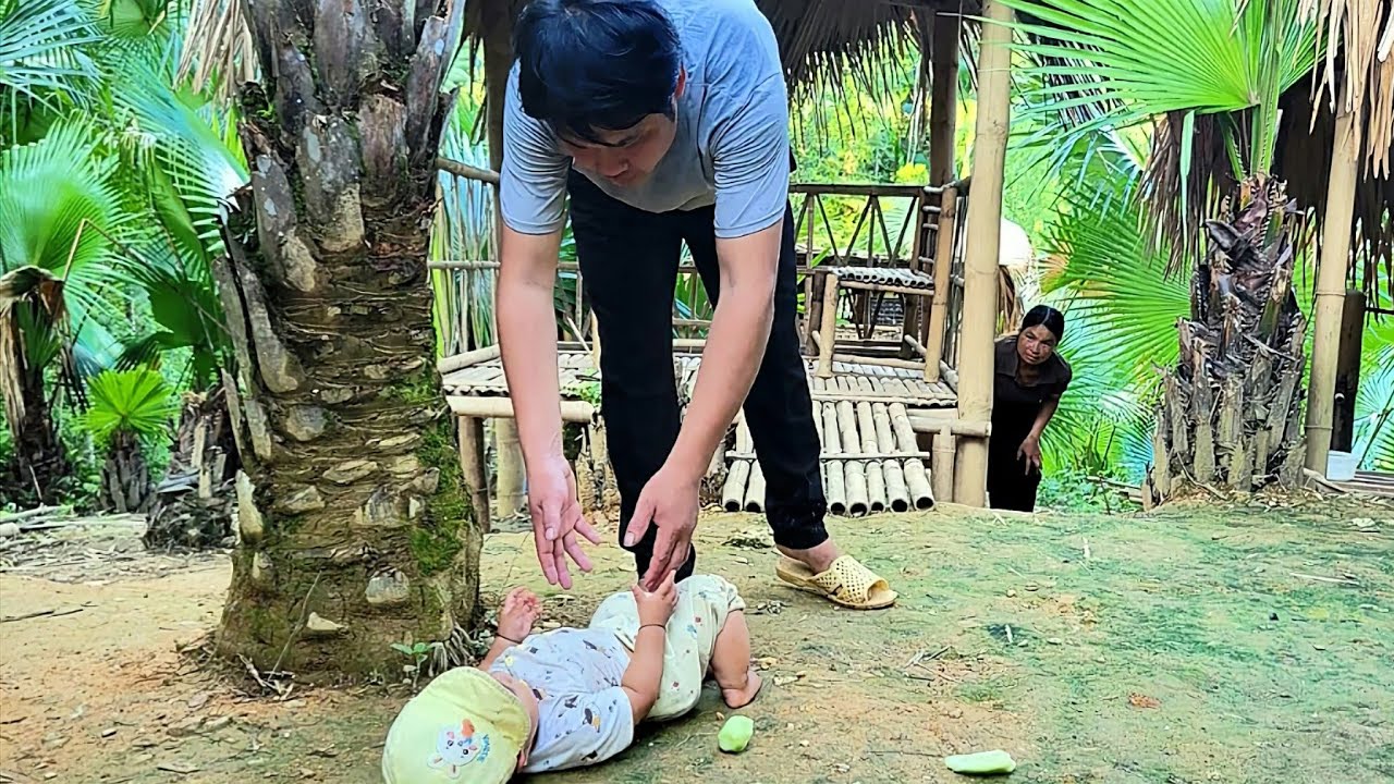 FULL VIDEO: The miserable life of father and son - the baby's mother ...