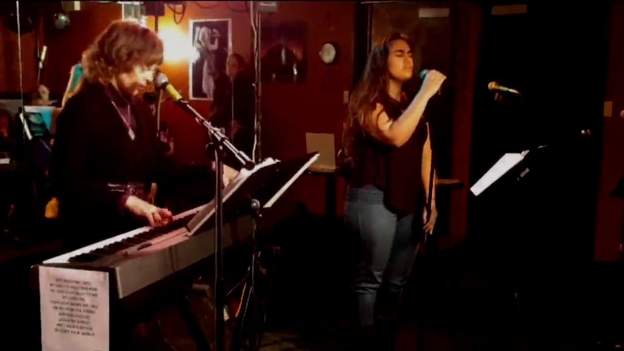 Maura Lynch MusicTeacher Demo - YouTube