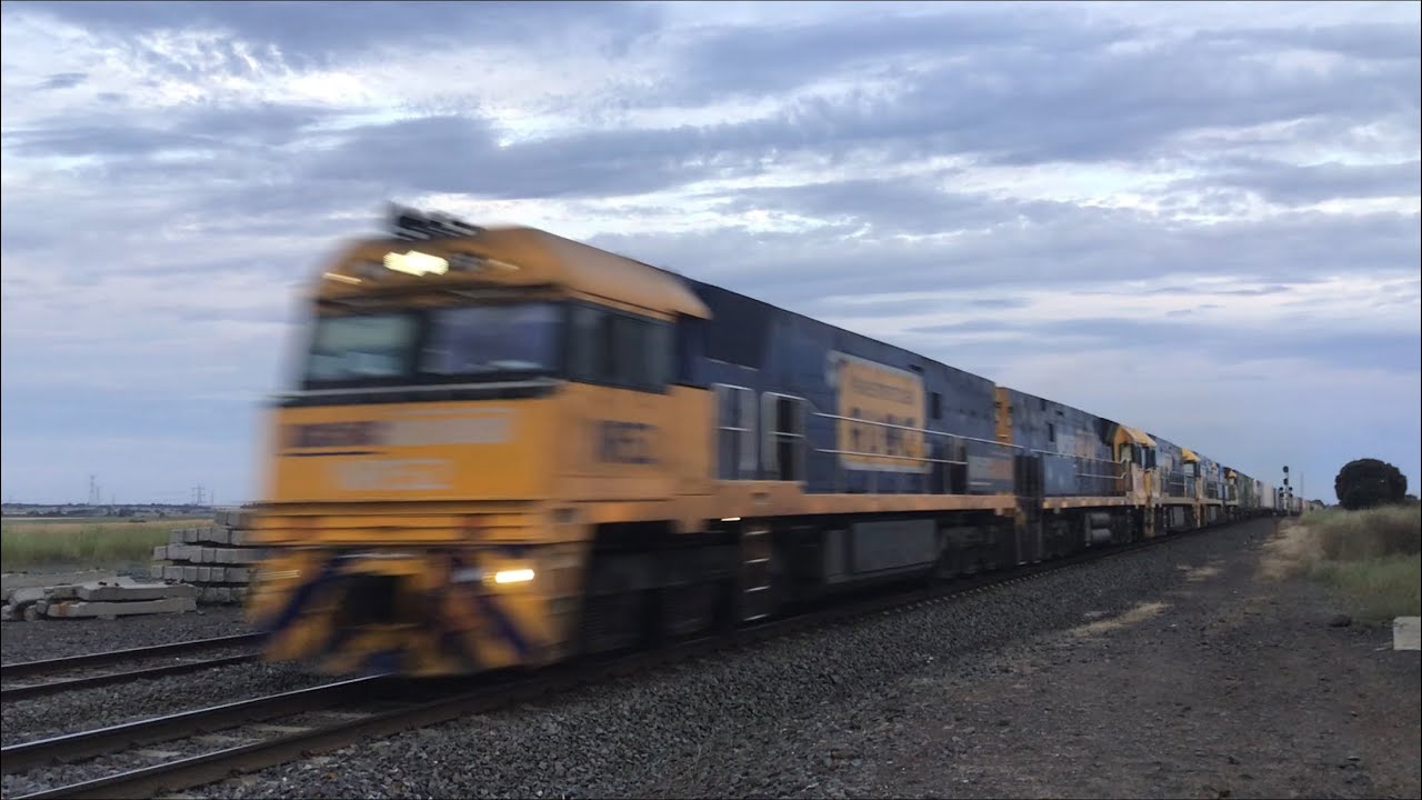 1MP2 Pacific National Steel with NR52 (RUOK) NR85 NR83 NR118 NR8 ...