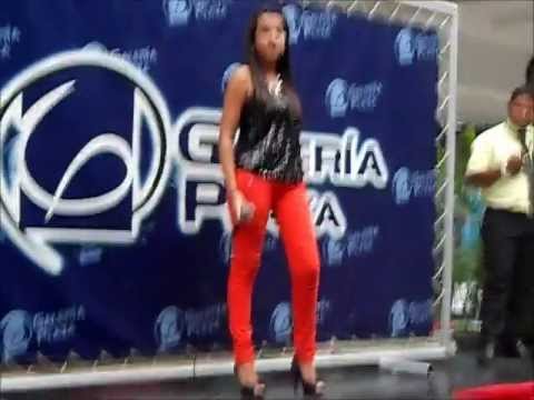 NATASHA HERNANDEZ EN GALERIA - YouTube