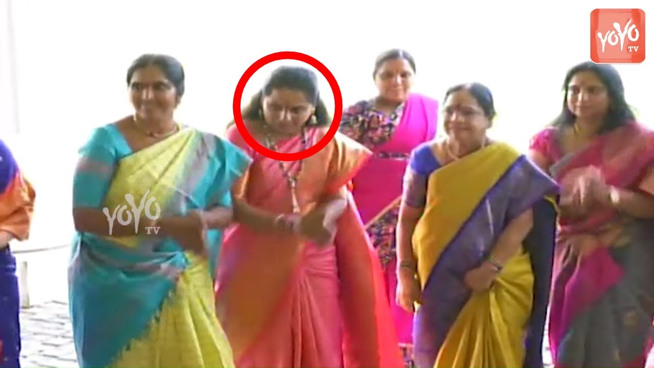 Kalvakuntla Kavitha Dancing in Bathukamma Celebrations | Kavitha ...