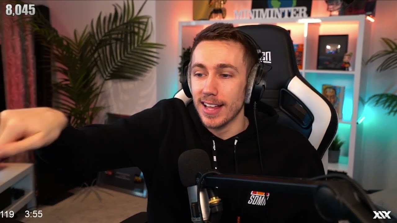 Miniminter Reveals A Weird Fan Breaking Into Sidemen House Experience