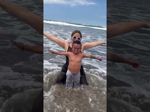 Jorgito el Guayaco y la Vivi Manaba en H1l0 3n l4 pl4ya😋