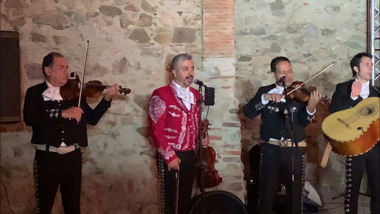 Mariachi Internacional Bacelona - La llorona - canción popular mexicana ...