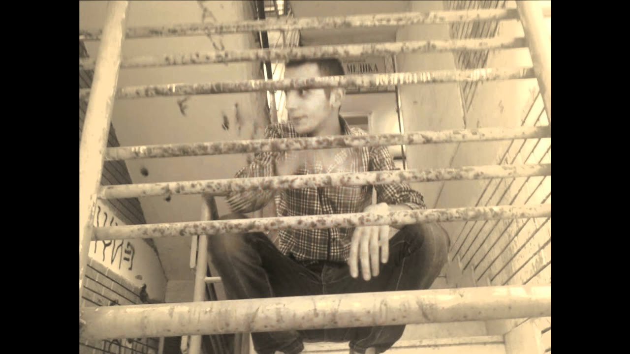 Ergin Iseni - Tallava per 3 shokt (2012) - YouTube