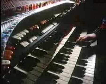 Old Pontins ad - YouTube