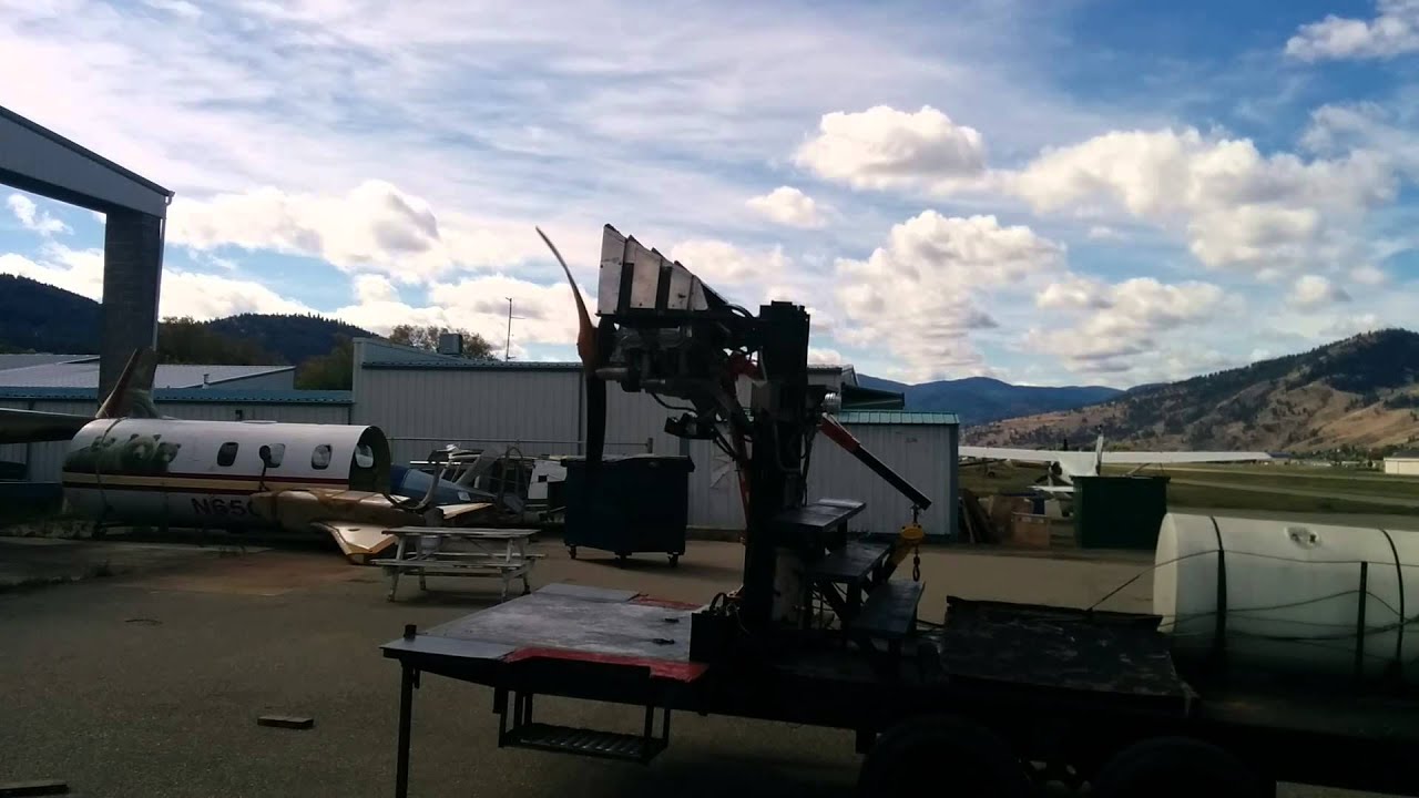 Lycoming 0-320 engine run up - YouTube