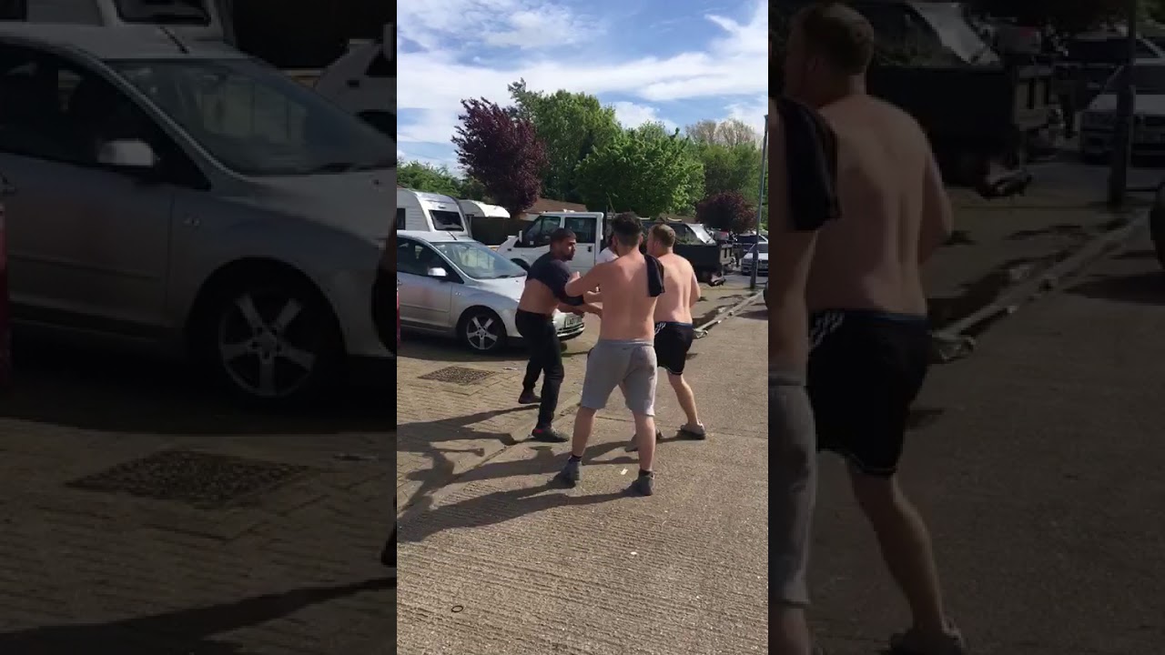 Traveller fight - YouTube