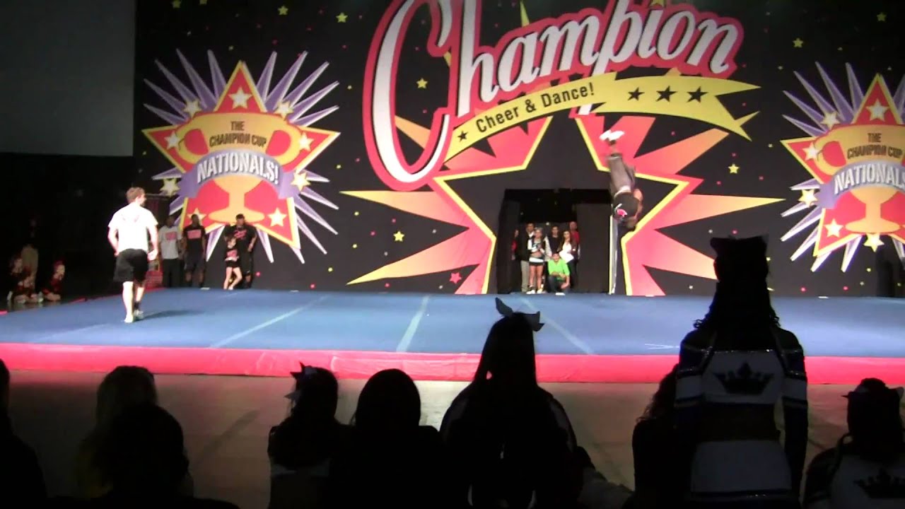 Powerhouse Tumbling-Raleigh-12/18/10 - YouTube