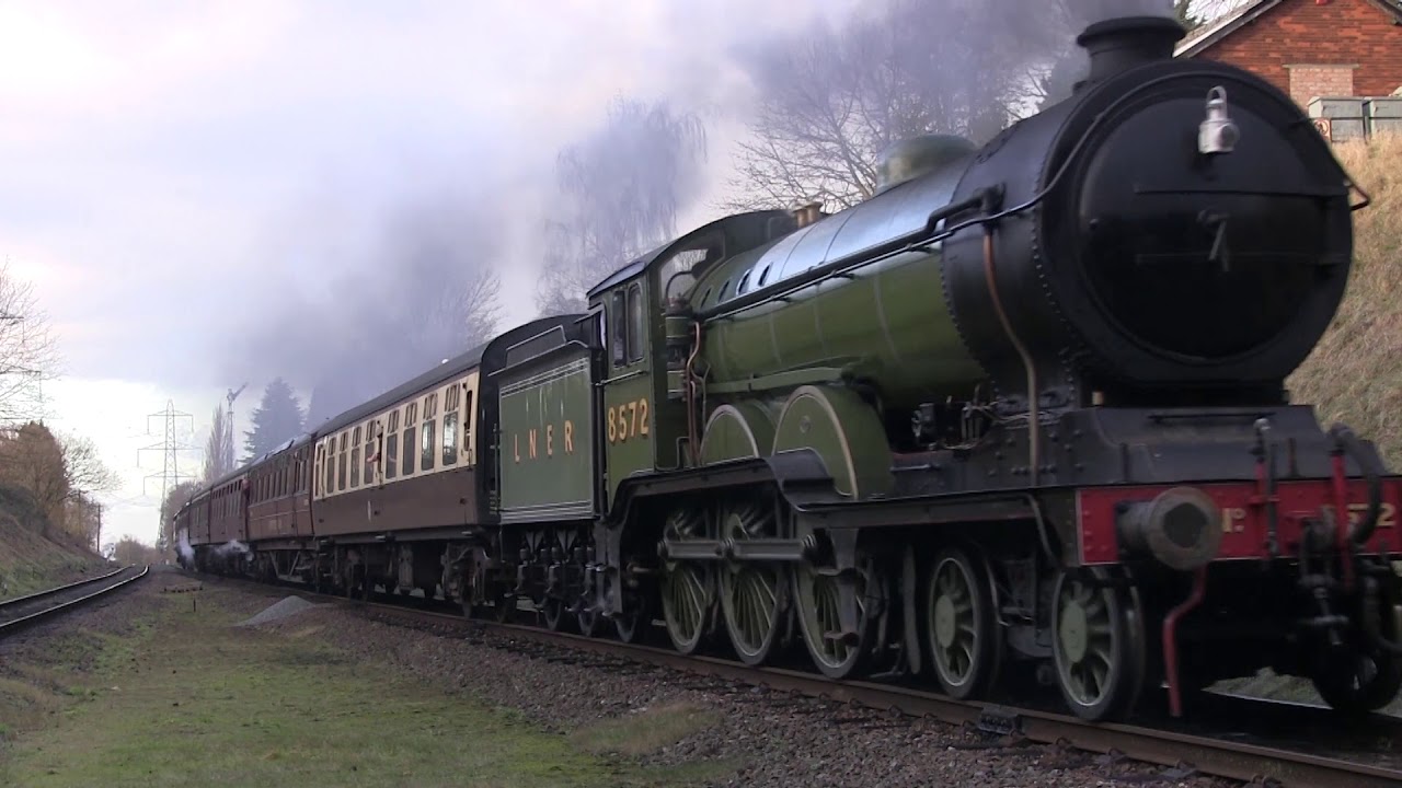LNER Class B12 No.8572 southbound approaching Rothley [GCR 2018] - YouTube