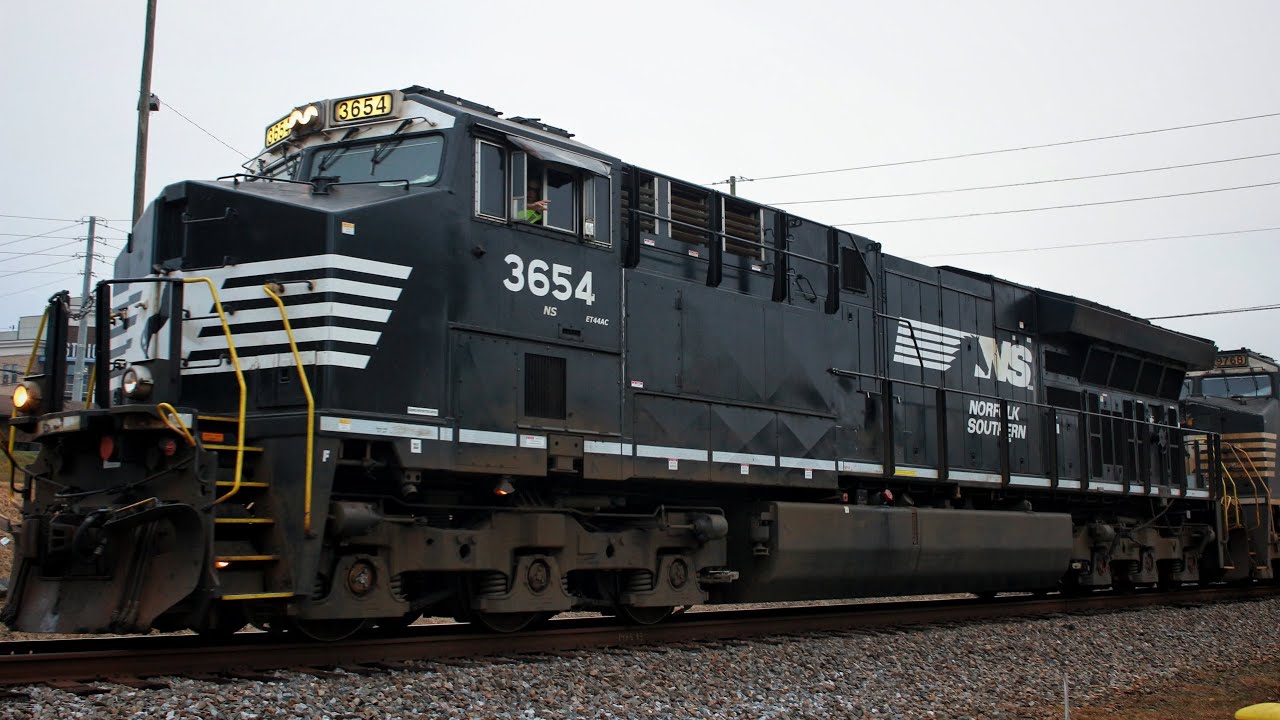 28R Made The Day Perfect! - YouTube