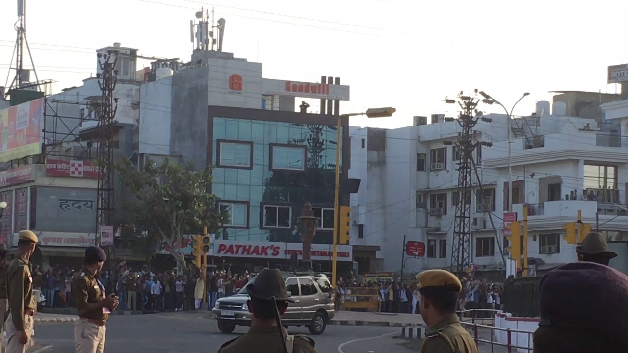 Pm modi ji in kota for election campaigning - YouTube